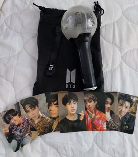 Lightstick hearts2hearts baru, K-Wave di Carousell