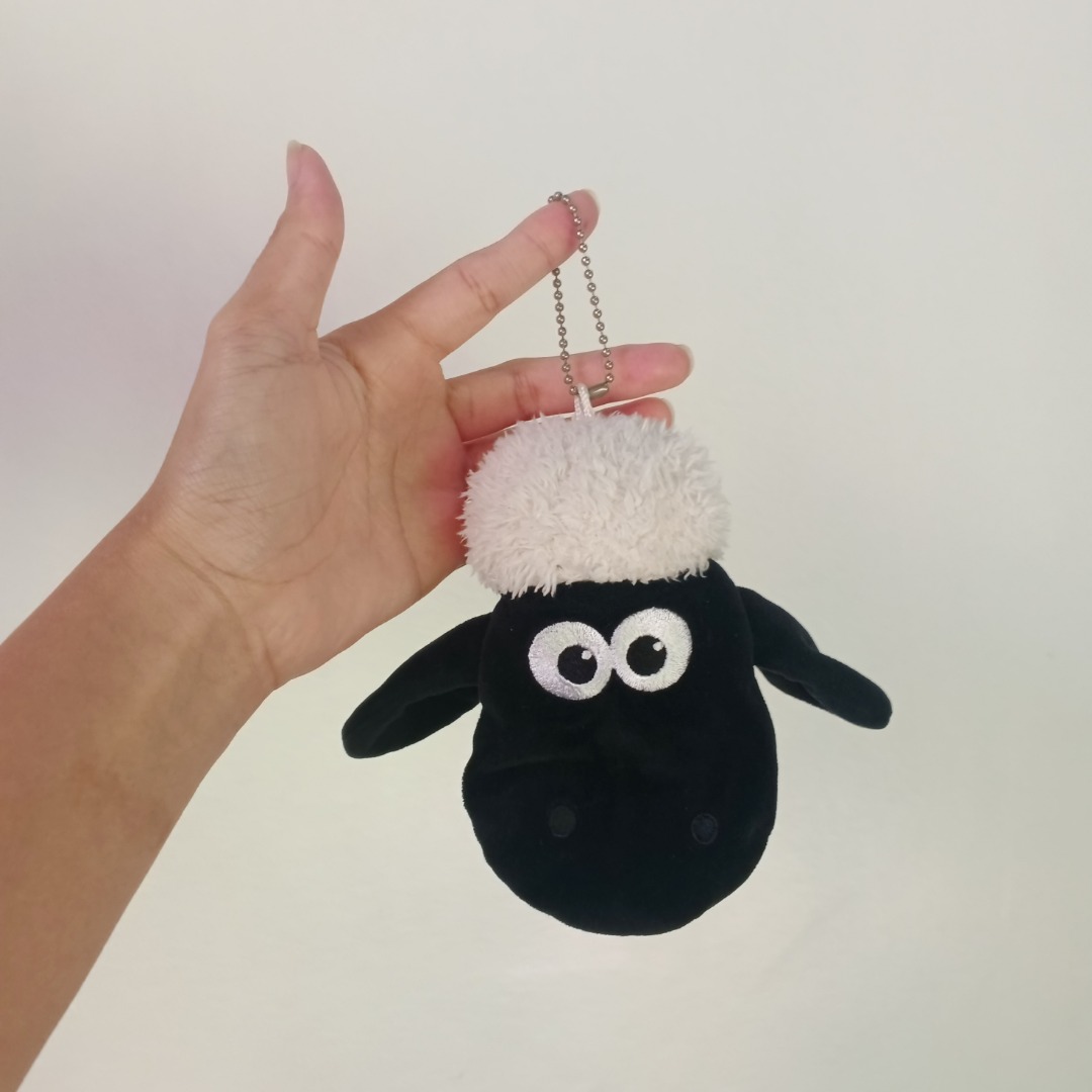 Shaun the sheep charm pouch, Hobbies & Toys, Toys & Games on Carousell