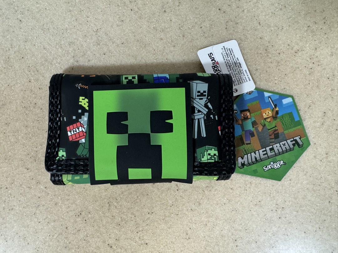 Smiggle Minecraft Wallet, Babies & Kids, Babies & Kids Fashion on Carousell