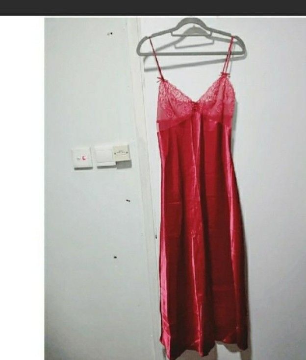 【大割價】 Y78 : FRANCE ETAM Red Dress睡衣（2026 update）, 女裝, 內衣和休閒服 - Carousell