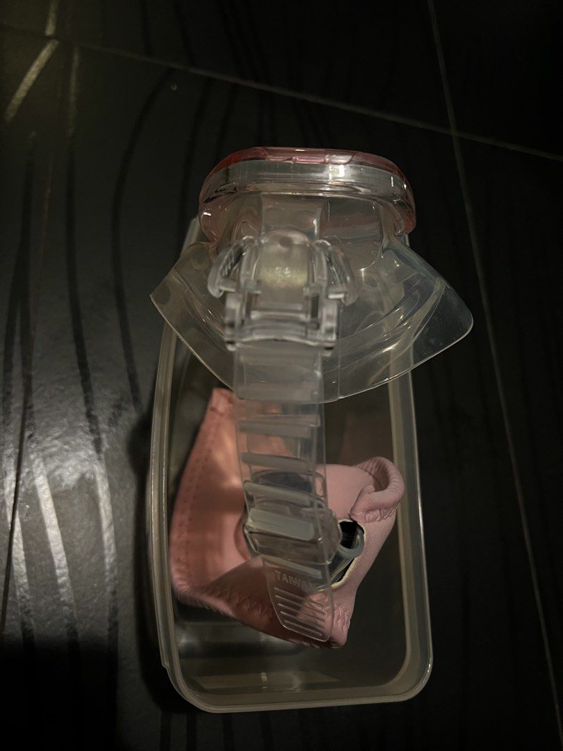 Aropec Scuba Diving Mask - Pink, Sports Equipment, Sports & Games ...