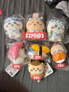 正版 日版 Chiikawa 扭蛋 坐姿 毛公仔, 興趣及遊戲, 玩具 & 遊戲類 - Carousell
