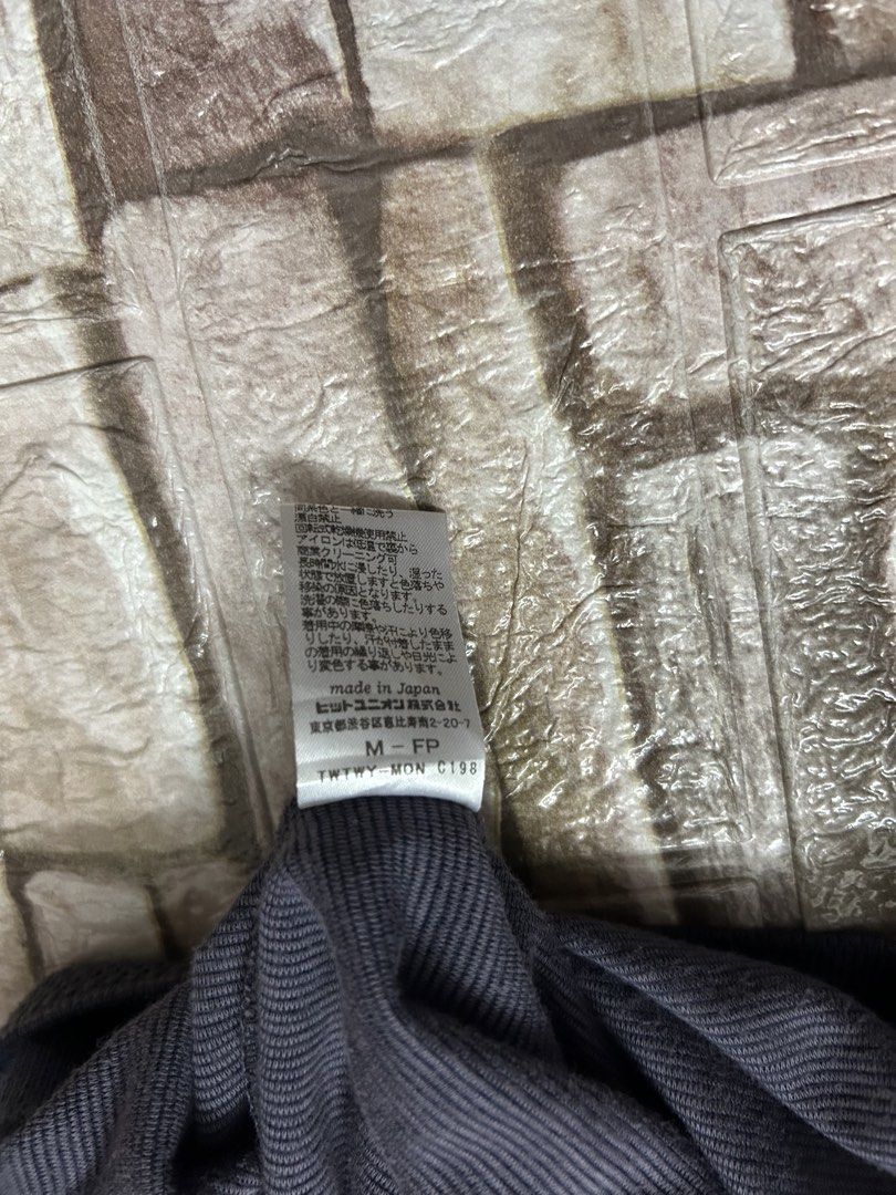 Fred perry oversize, Men's Fashion, Activewear on Carousell