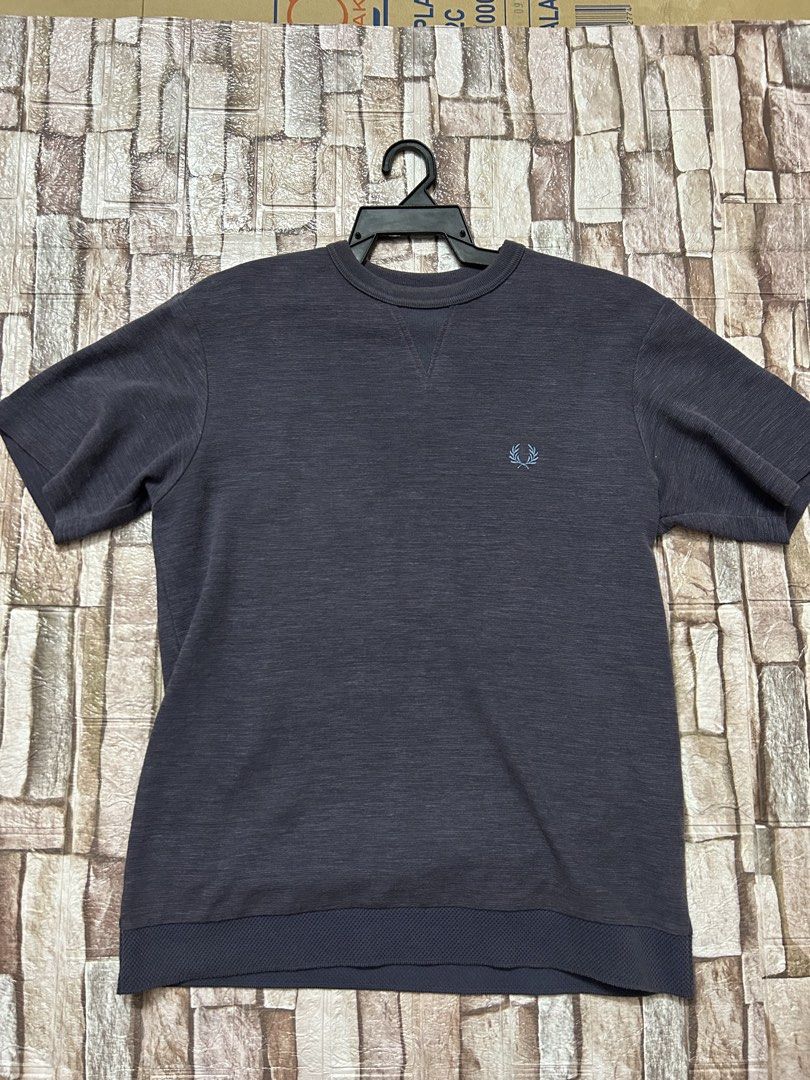 Fred perry oversize, Men's Fashion, Activewear on Carousell