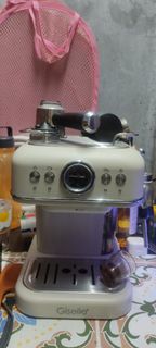 Nespresso Essenza Mini Coffee Machine, TV & Home Appliances, Kitchen ...