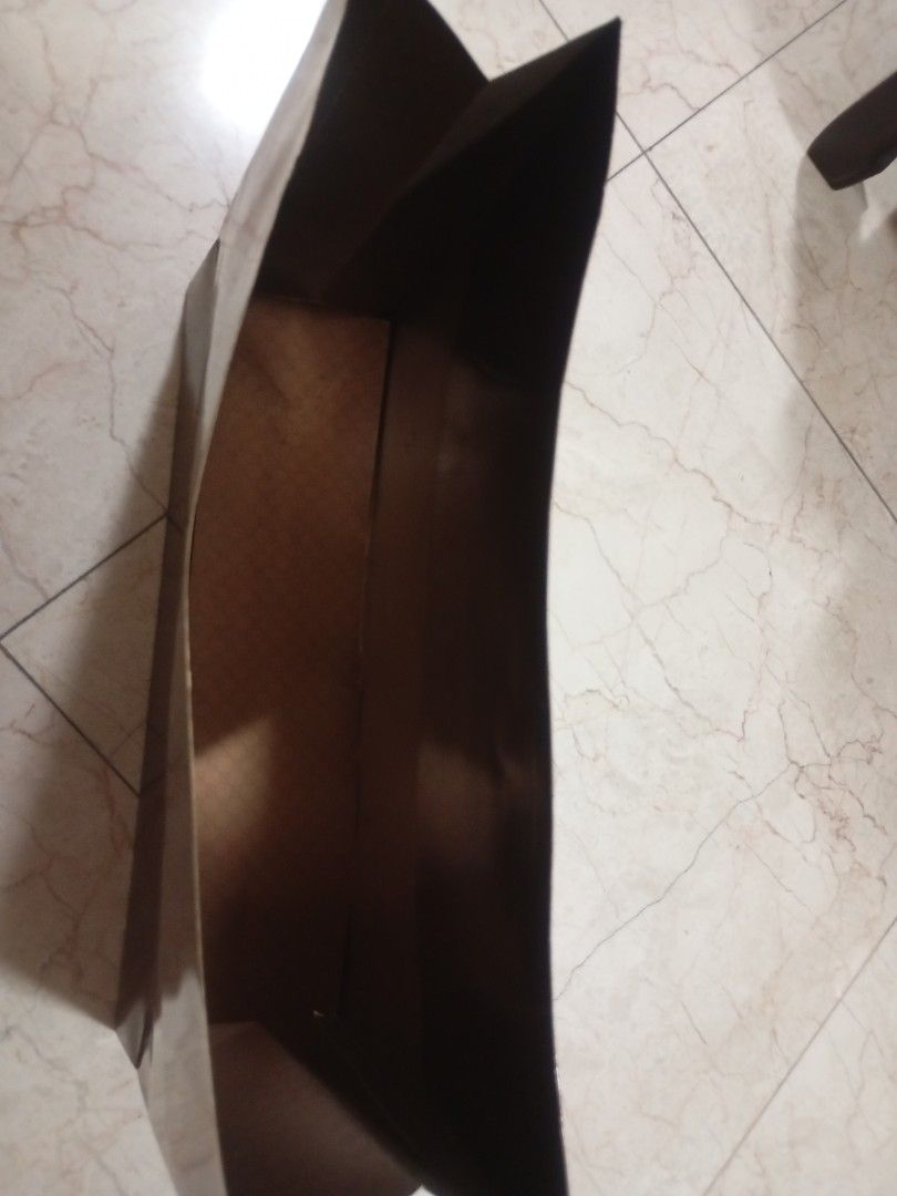 Gucci Paper Shopping Bag, Luxury, Bags & Wallets on Carousell