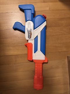 2x Purple Nerf Super Soaker, 1x Green Water Gun, 1x Subea Mask, Hobbies ...