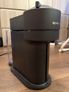 Nespresso Vertuo Pop Black Coffee Machine, 家庭電器, 廚房電器, 咖啡機及咖啡壺 - Carousell