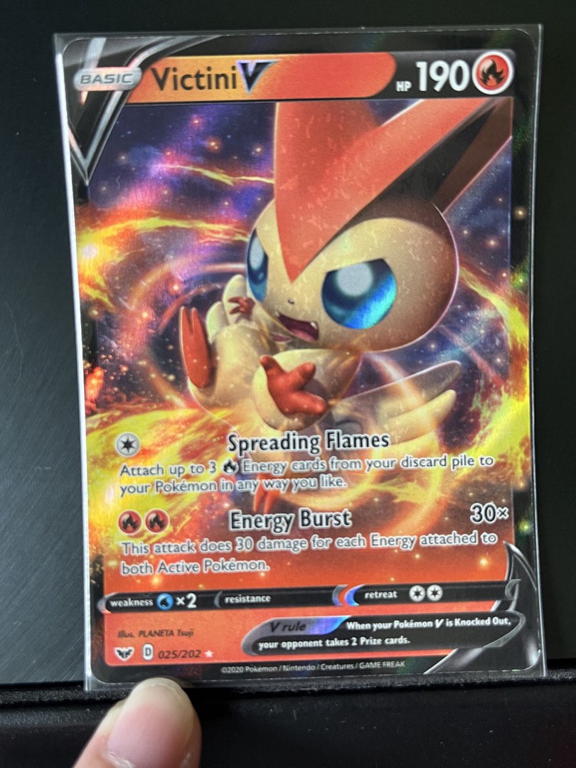 Pokemon TCG SWSH - Victini V 025/202, Hobbies & Toys, Toys & Games on ...