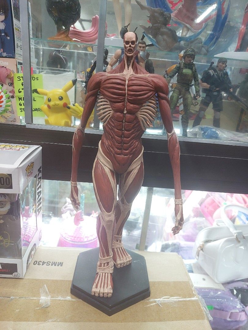 Pop Up Parade Attack on Titan Colossal Titan no box, Hobbies & Toys ...