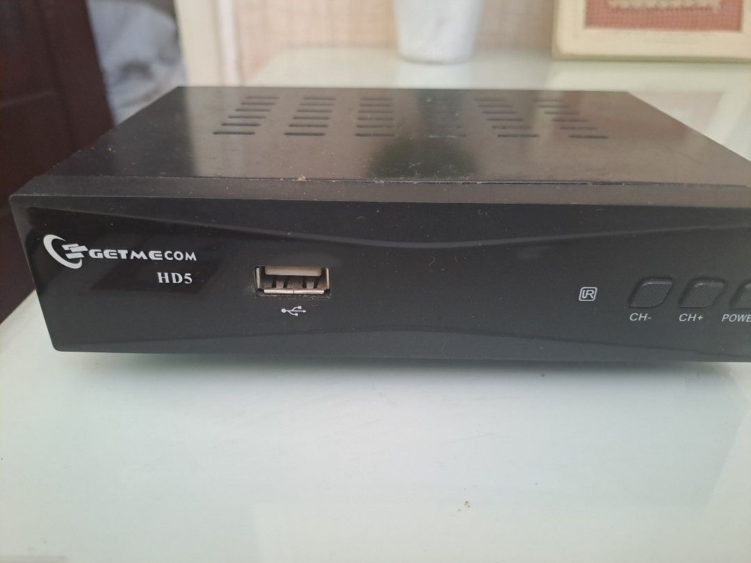 Reciever tv box parabola, Elektronik, TV & Perlengkapan Hiburan di ...