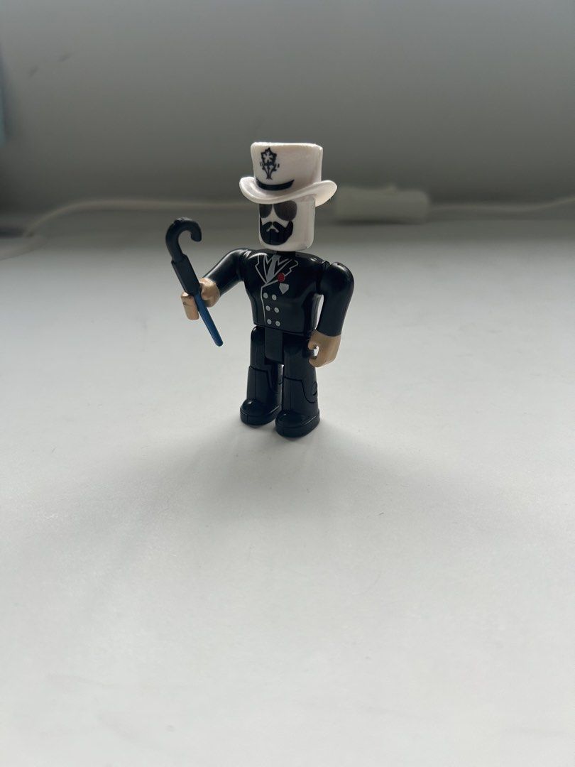 Roblox Action Figures - Bundle of 3, Hobbies & Toys, Toys & Games on ...