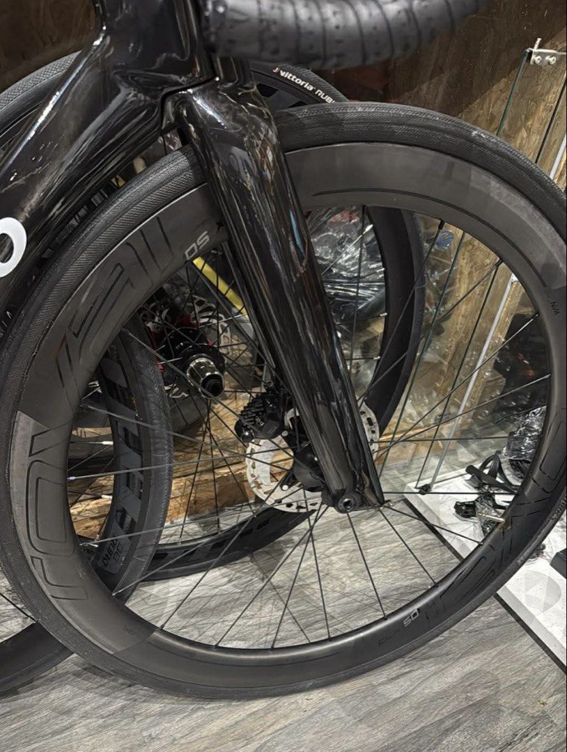 Roval CLX 50 Disc Wheelset, Sports Equipment, Bicycles & Parts ...