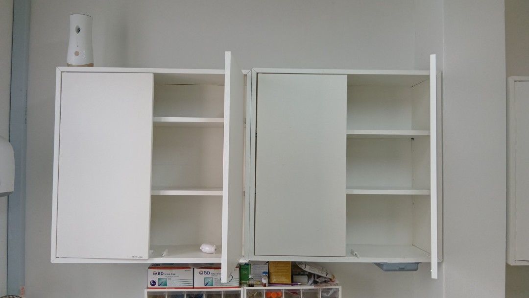 White Wall-Mounted Cabinet with Sliding Doors, Furniture & Home Living ...