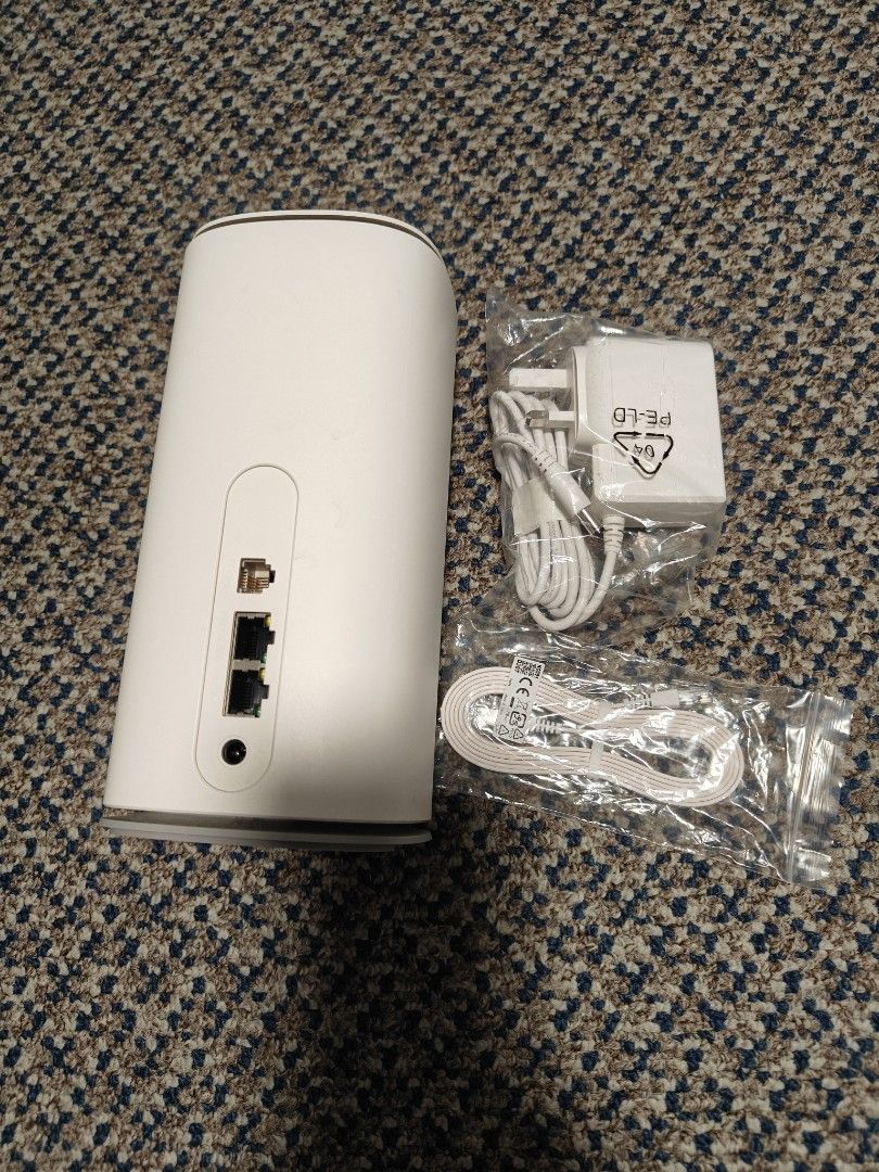 ZTE MC888 Pro , 5G router, All 5G sim, CMHK, 電腦＆科技, 電腦周邊及配件, Wifi及上網相關 ...