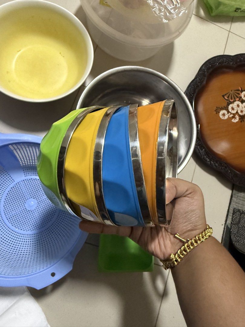 Assorted Kitchen Utensils - Bowls, Colander, Pot, Furniture & Home ...