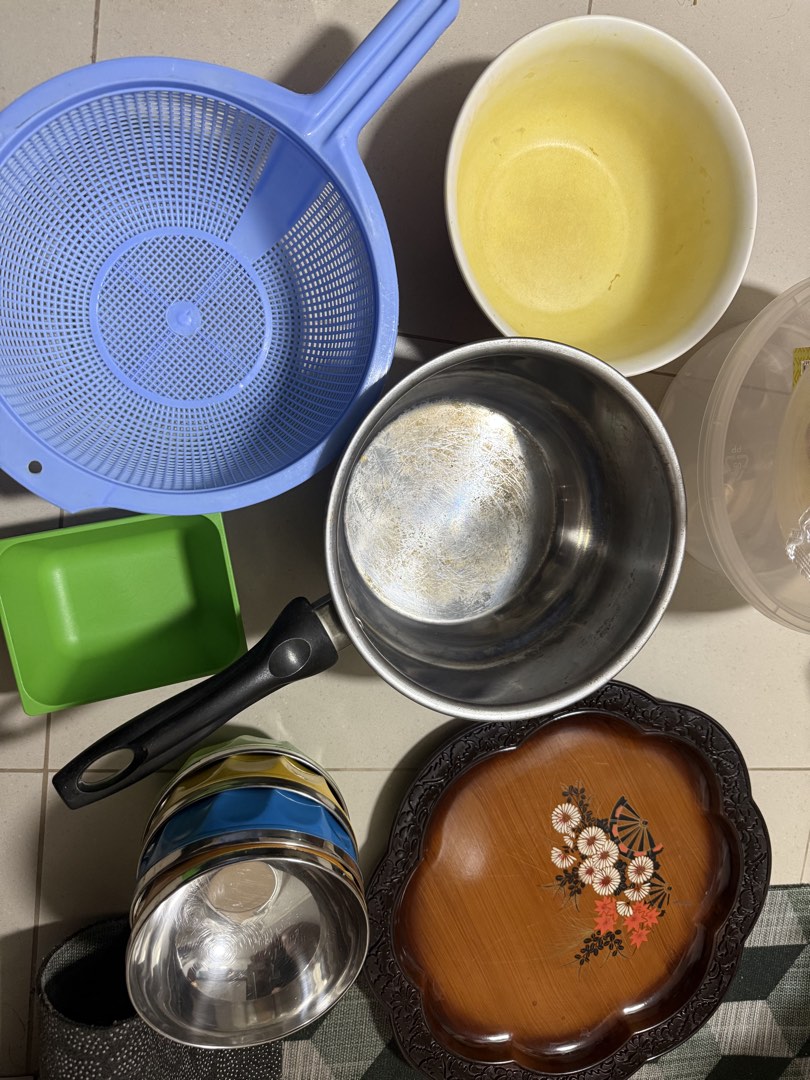 Assorted Kitchen Utensils - Bowls, Colander, Pot, Furniture & Home ...