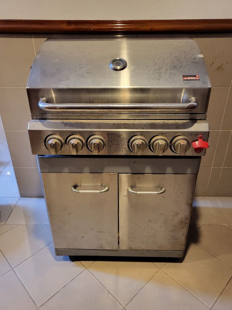 BBQ Grill Gas stainless steel with side tables (missing in photos), TV ...