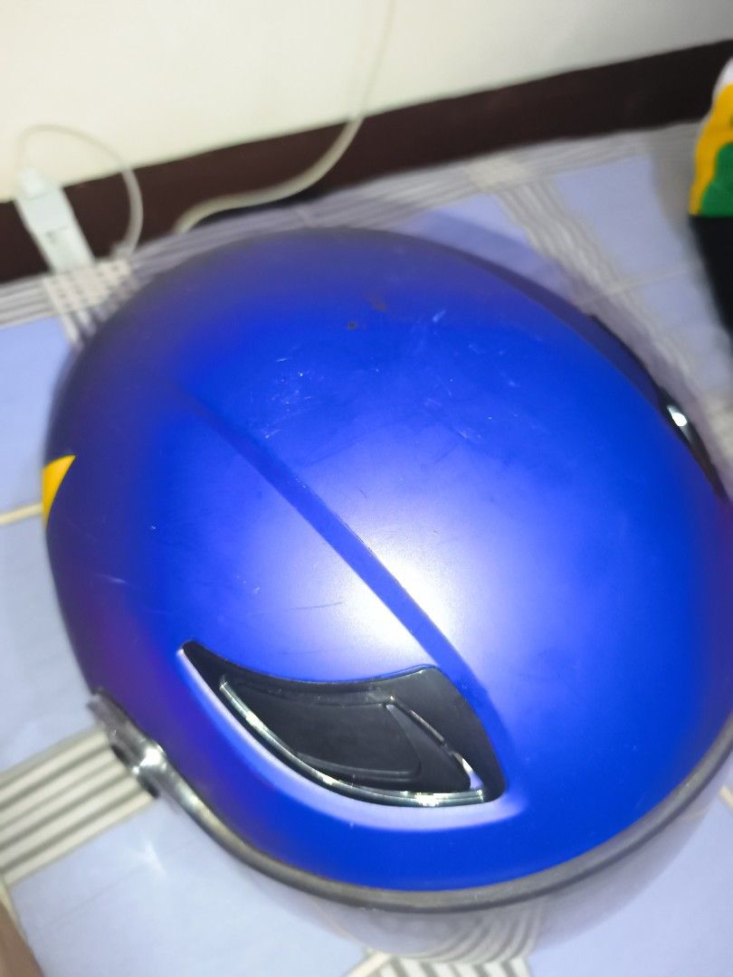 Blue Motorcycle Helmet, Motorbikes, Motorbike Parts & Accessories ...