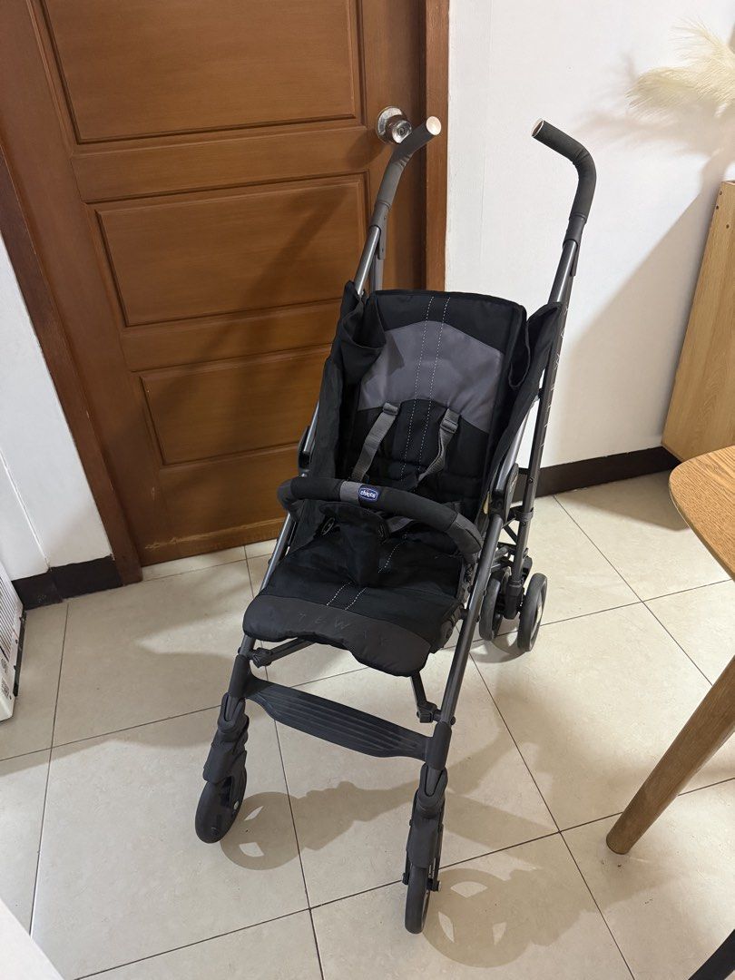 CHICCO LITEWAY STROLLER, Babies & Kids, Going Out, Strollers on Carousell