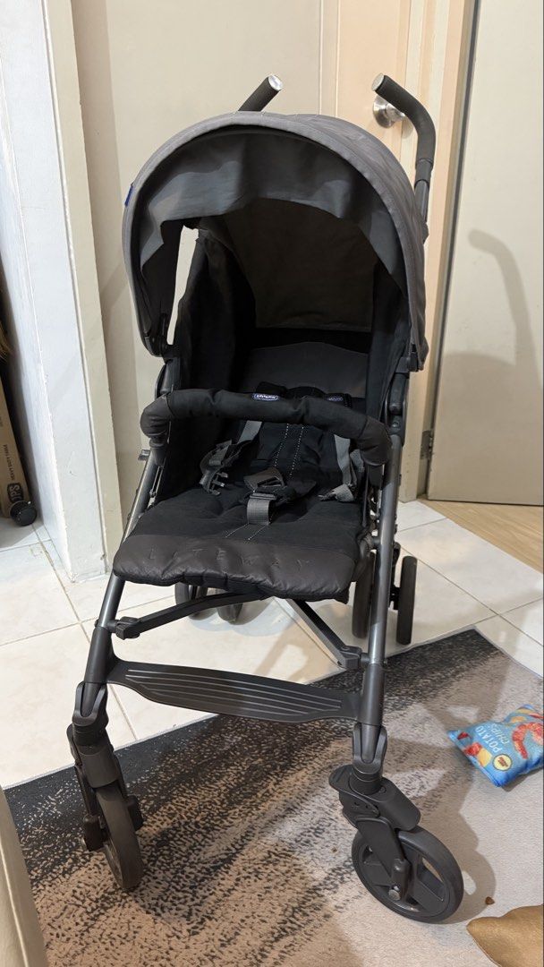 Chicco Liteway Stroller, Babies & Kids, Going Out, Strollers on Carousell