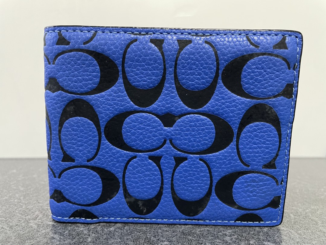 Coach Men's Blue Signature Wallet, Men's Fashion, Watches & Accessories ...