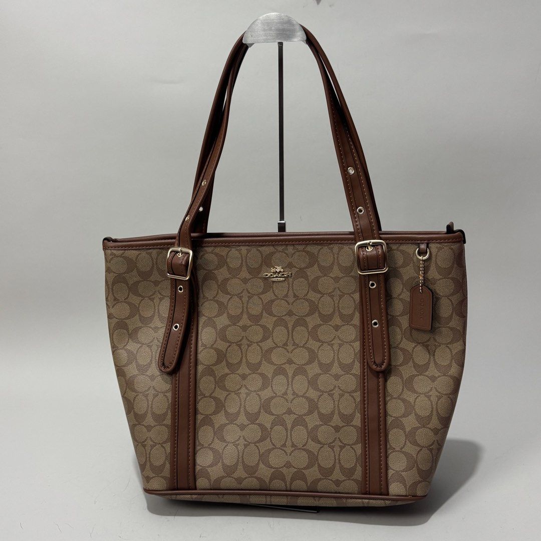 Coach Signature Tote Bag, Luxury, Bags & Wallets on Carousell