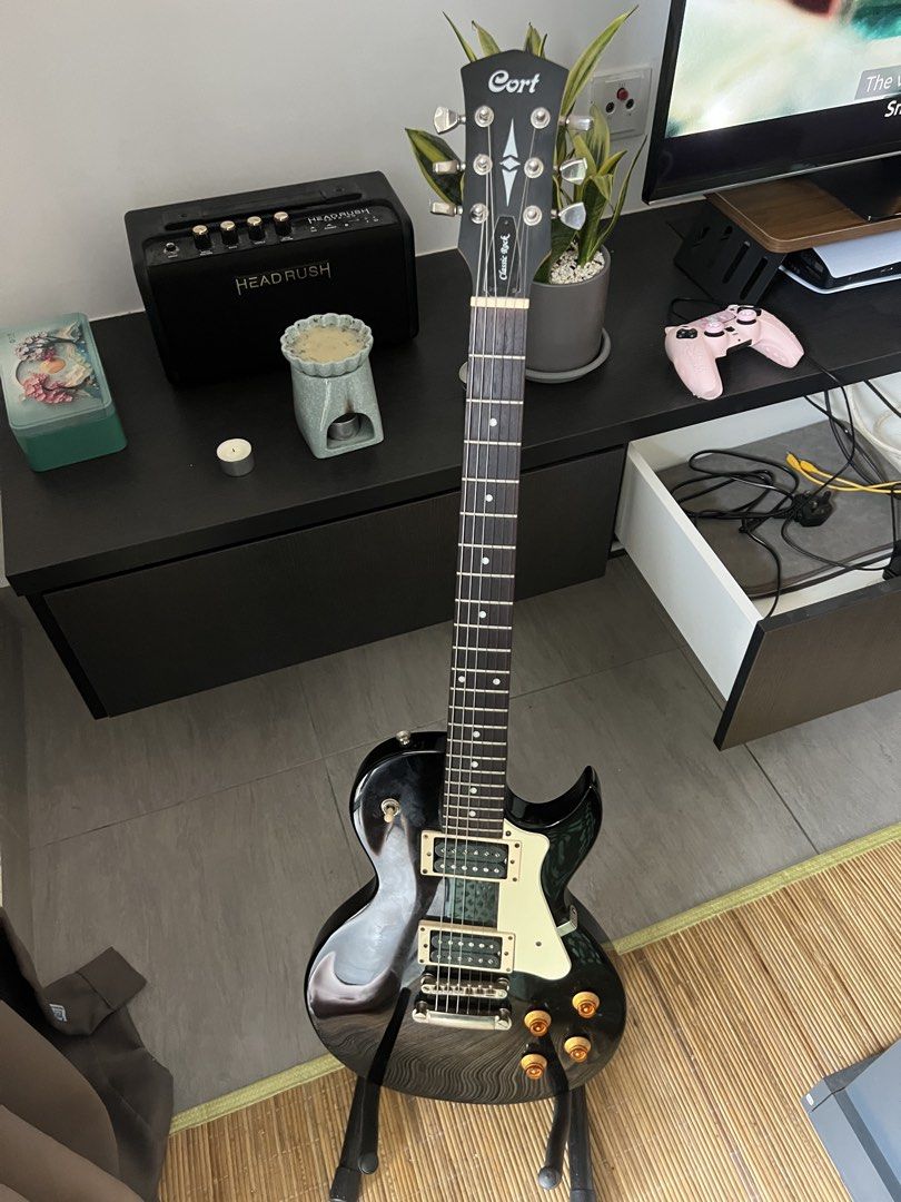 Cort Classic Rock Electric Guitar, Hobbies & Toys, Music & Media ...
