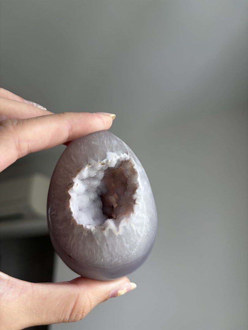 cute chubby amethyst Geode Egg, Women's Fashion, Jewelry & Organisers ...