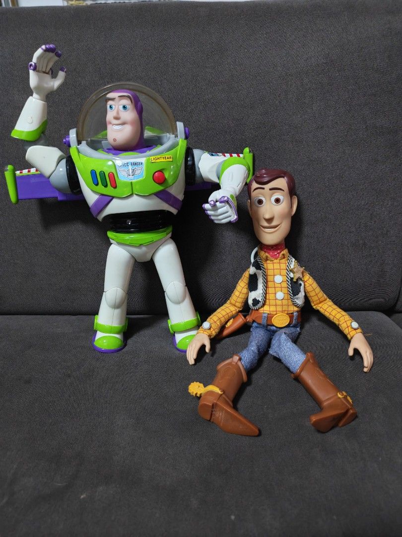 Disney Pixar Toy Story Buzz Lightyear & Woody, Hobbies & Toys, Toys ...