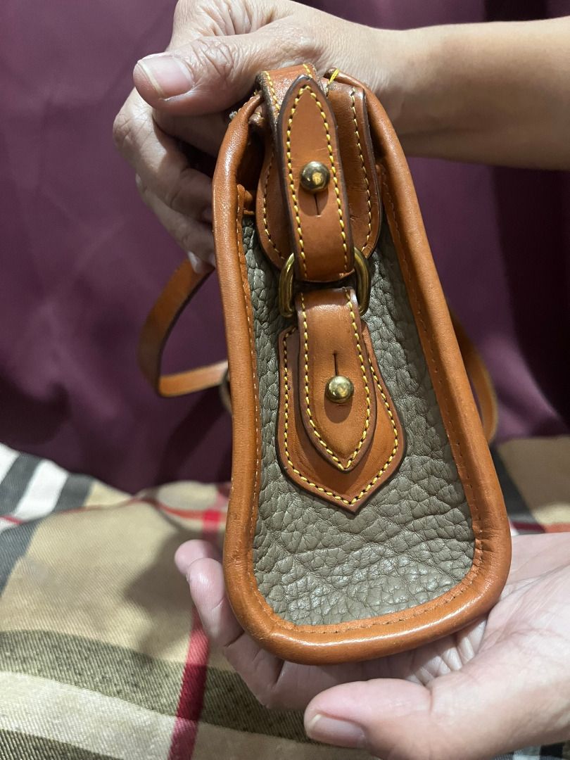 Dooney & Bourke Leather Crossbody Bag, Women's Fashion, Bags & Wallets ...