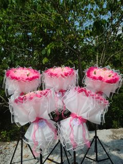 Single Flower Bouquet for teachers Day /Flower Bouquet💐, Hobbies & Toys ...