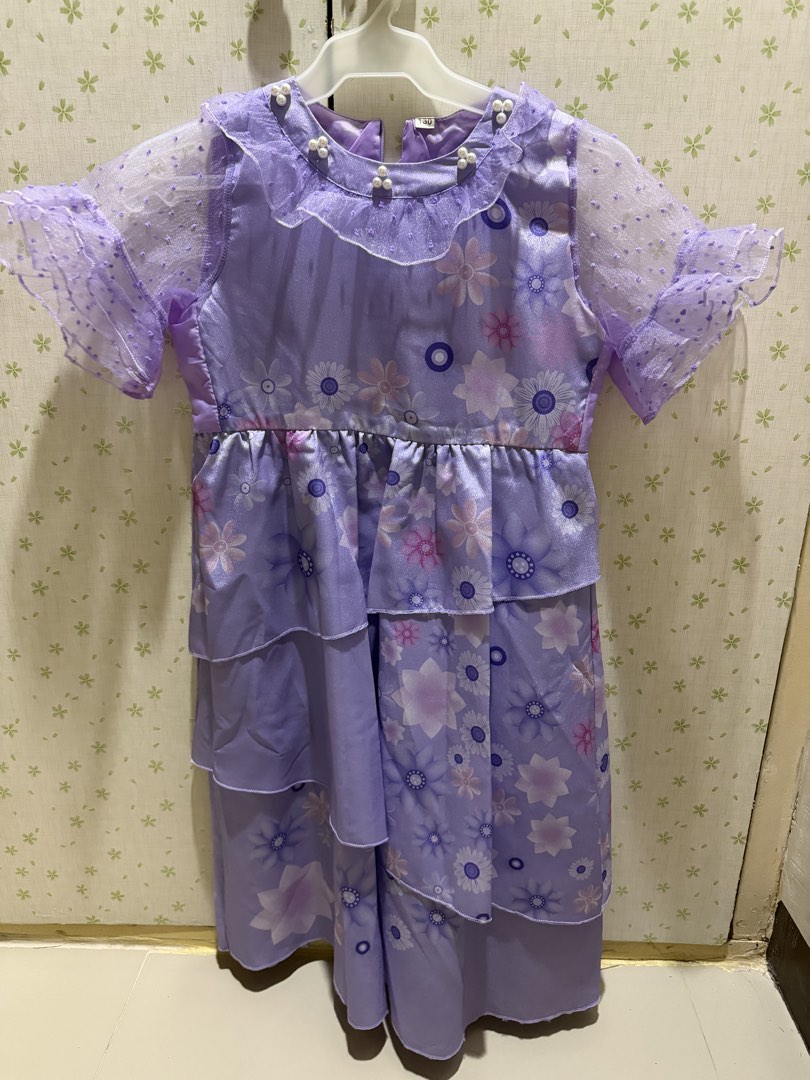 Isabella costume, Babies & Kids, Babies & Kids Fashion on Carousell