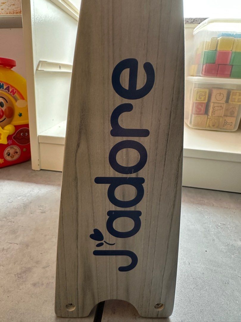 Jadore Wooden Abacus with Alphabet Blocks, 興趣及遊戲, 玩具 & 遊戲類 - Carousell