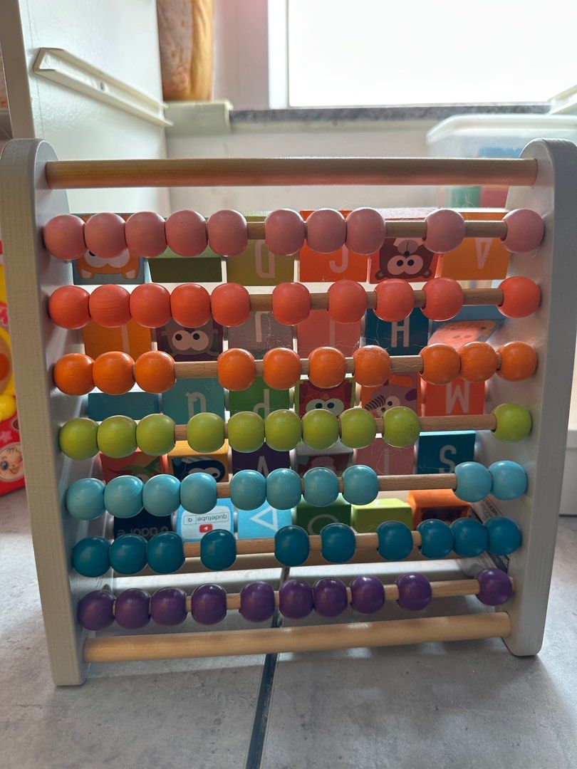Jadore Wooden Abacus with Alphabet Blocks, 興趣及遊戲, 玩具 & 遊戲類 - Carousell
