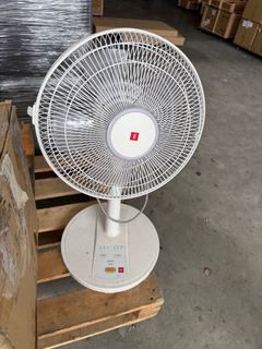 KDK table fan, Furniture & Home Living, Lighting & Fans, Fans on Carousell