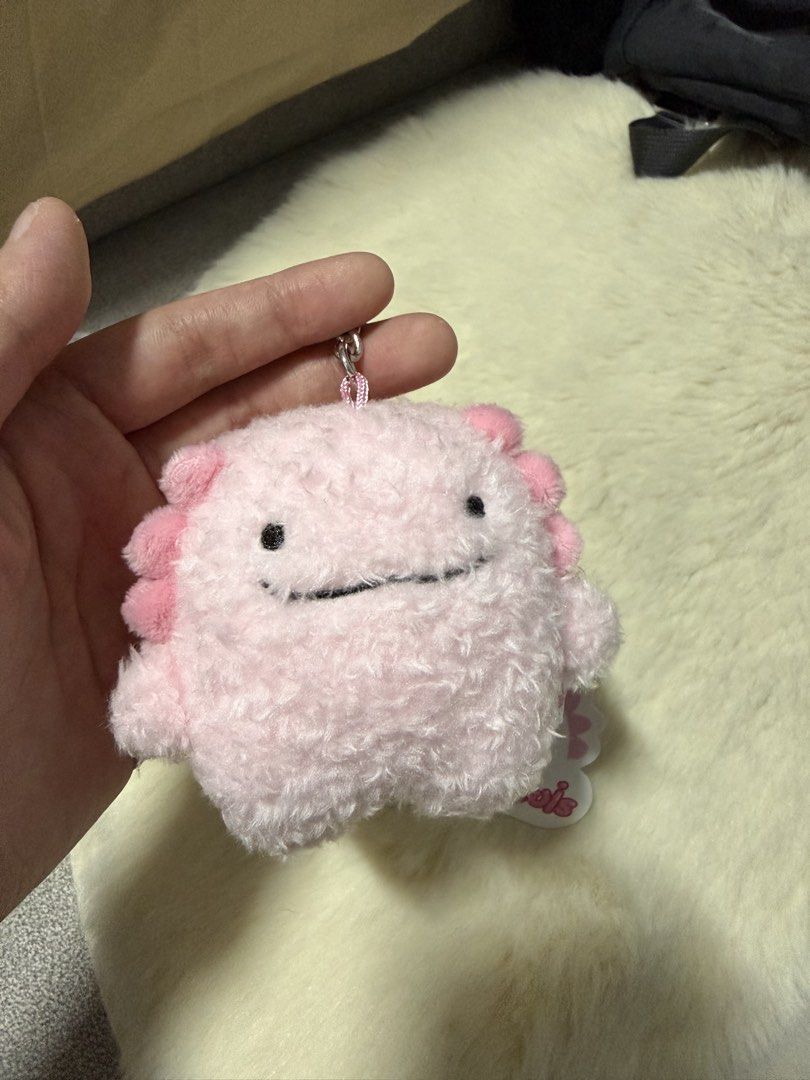Lotte World Aquarium Axolotl Plush Keychain, Hobbies & Toys, Toys ...