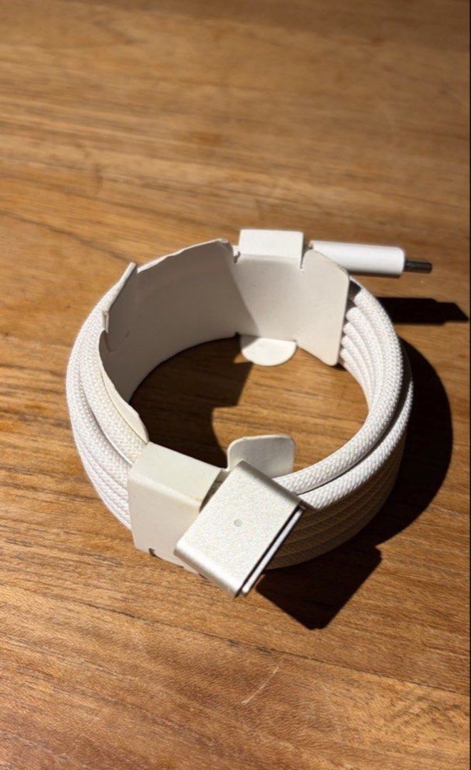 Apple MacBook Charger - MagSafe, Computers & Tech, Parts & Accessories ...