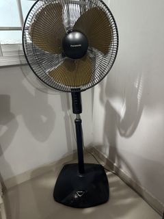 Panasonic Stand Fan, Furniture & Home Living, Lighting & Fans, Fans on ...