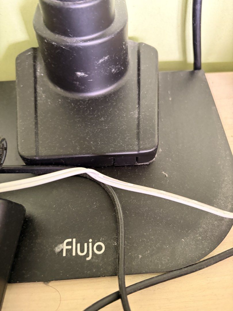 Prism + w240 monitor with power cable and 2 arm stand from flujo ...