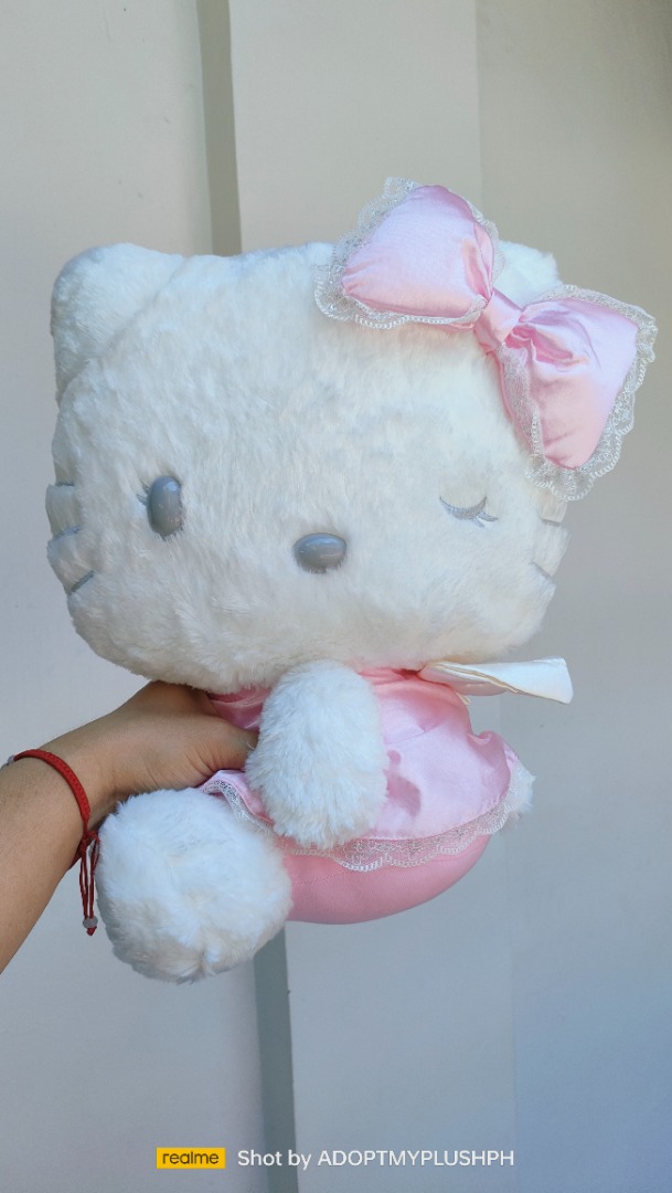 Sanrio Smiles Hello Kitty Angel plush, Hobbies & Toys, Toys & Games on ...