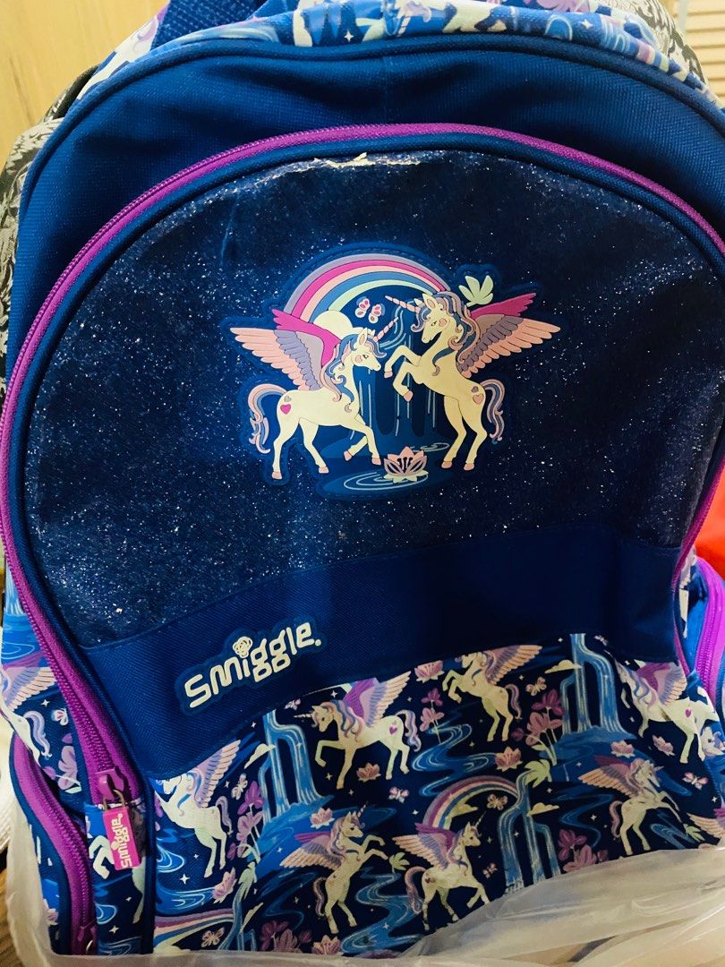 Smiggle School bag, Babies & Kids, Babies & Kids Fashion on Carousell