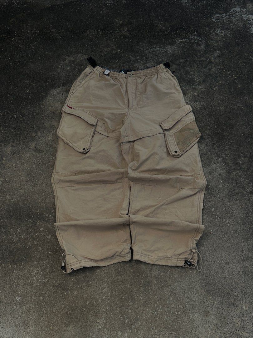 T&C surf Baggy Cargo Pants, Men's Fashion, Bottoms, Joggers on Carousell