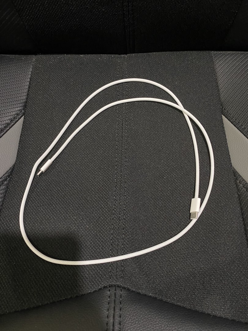 Apple USB-C charge cable 60W (1 meter), Audio, Other Audio Equipment on ...