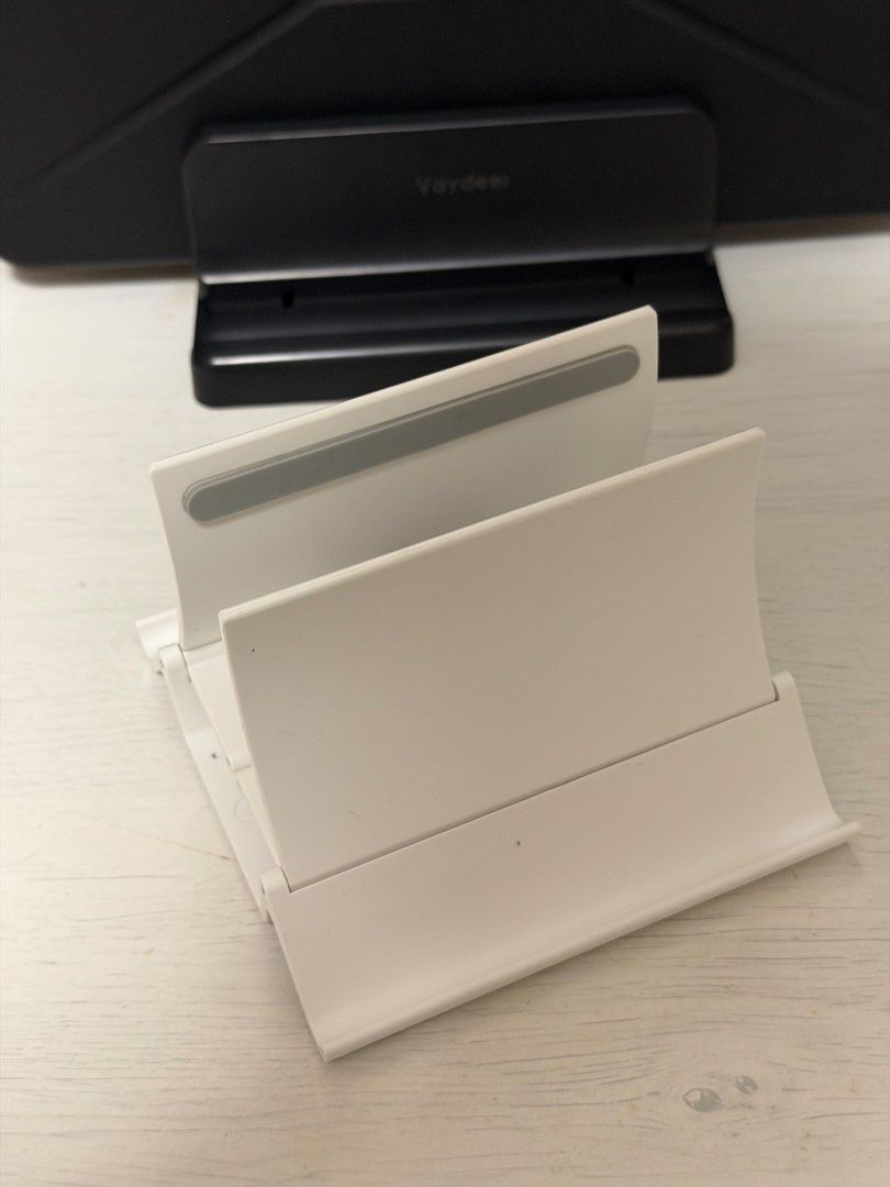 Vertical Laptop Stand Auto Locking - White, Computers & Tech, Parts ...