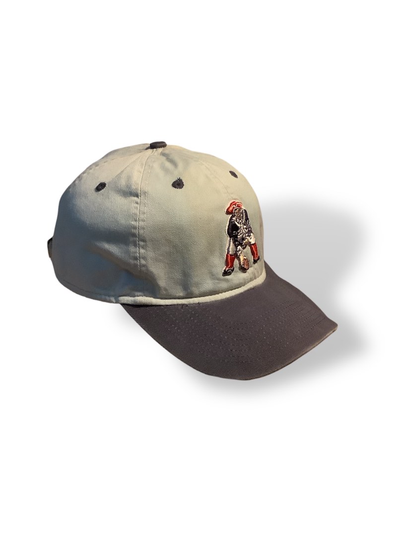 Vintage NFL X Reebok New England Patriots football "Pat Patriot" logo ...