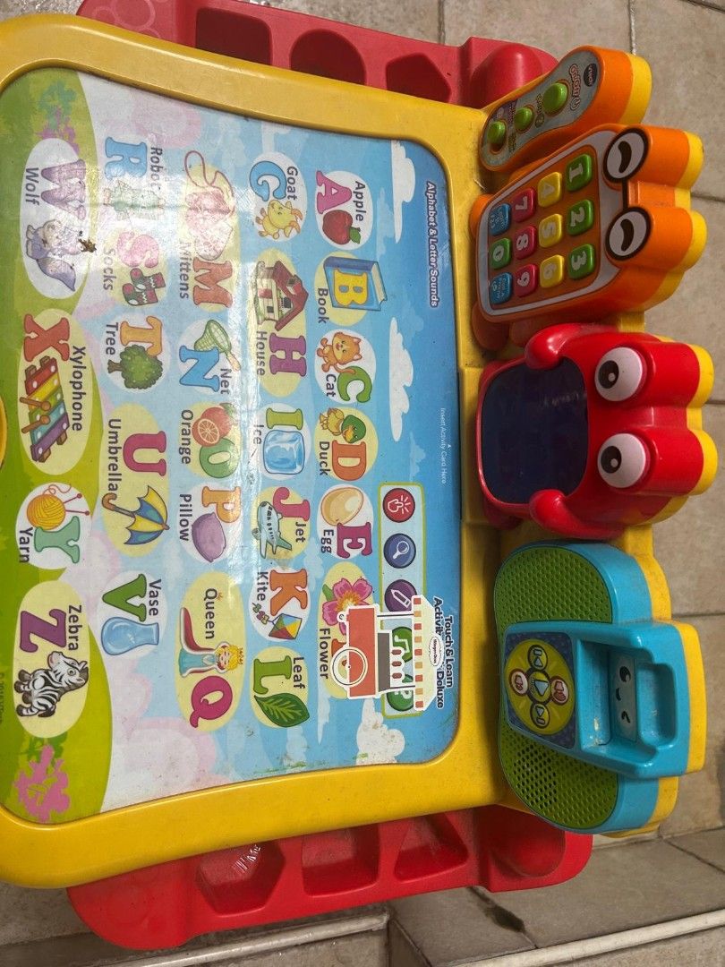 VTech Alphabet Learning Table with stationary storage, Hobbies & Toys ...