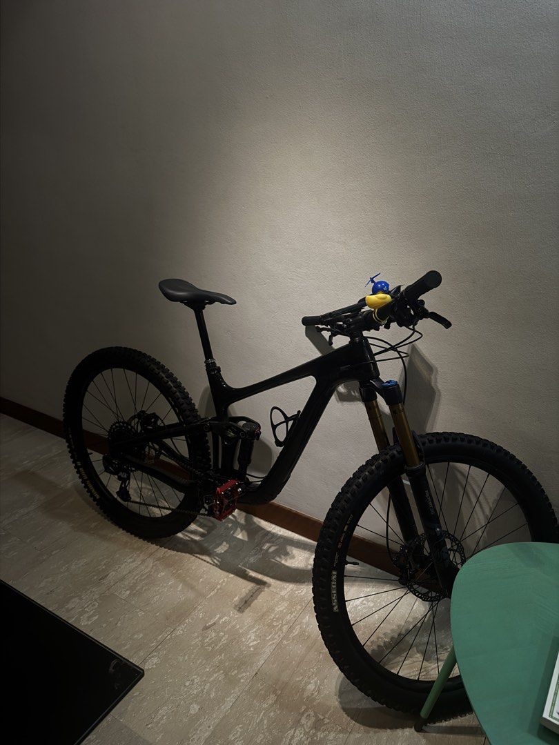 WTT/WTS Giant Reign Mountain Bike with fox 36, Sports Equipment ...