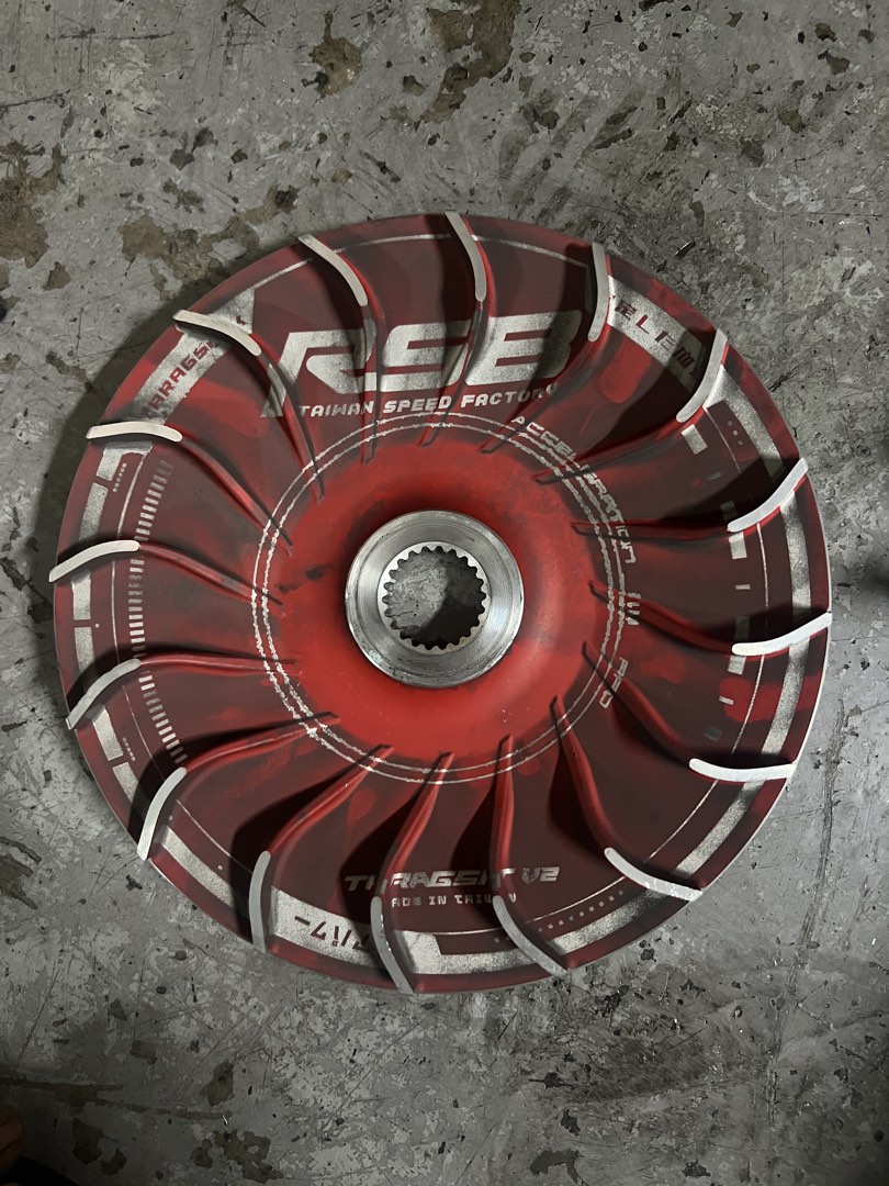 X MAX belting set RS8, Motorcycles, Motorcycle Accessories on Carousell