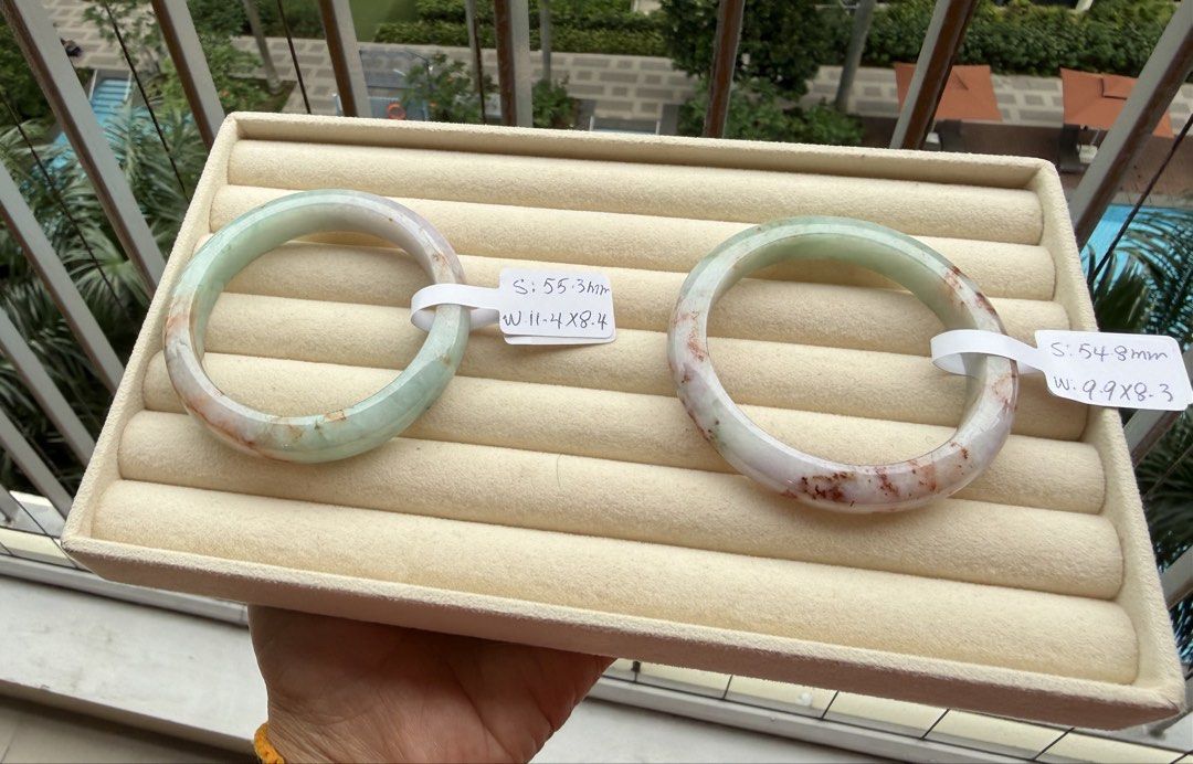 Authentic Type A Natural Jade Bangle, Women's Fashion, Jewelry ...
